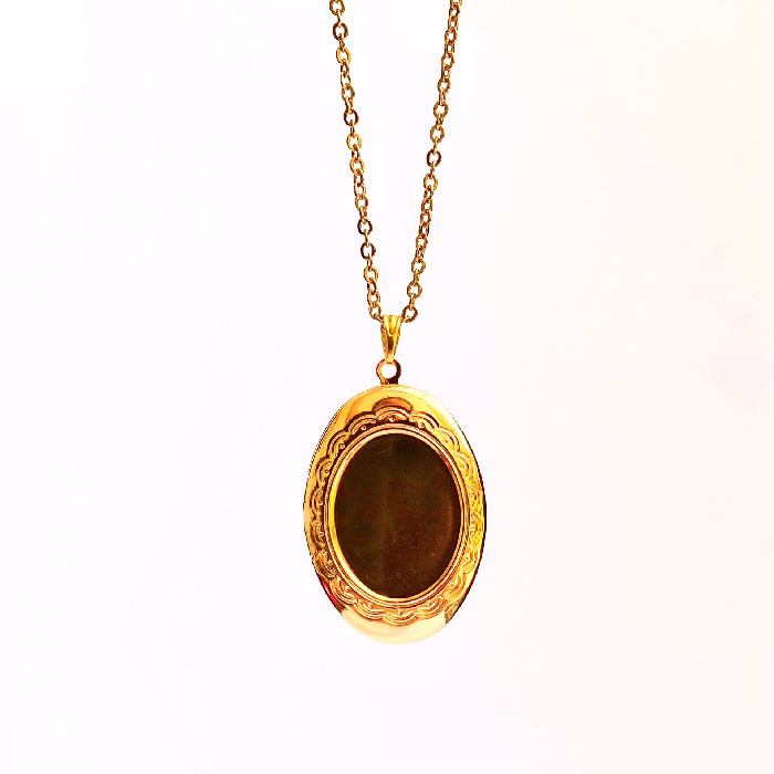 mirror locket necklace :: marip0sitaa